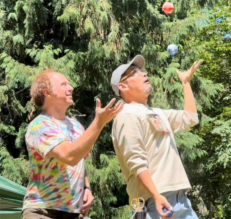 3-Day Workshop Juggling: Solo & Passing – Toss, Catch, Connect! | Ages 12+